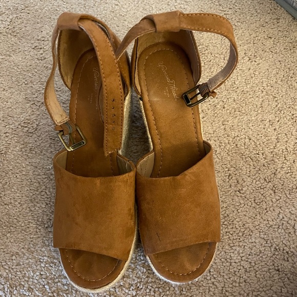 Universal Thread | Shoes | Universal Thread Platform Wedges | Poshmark